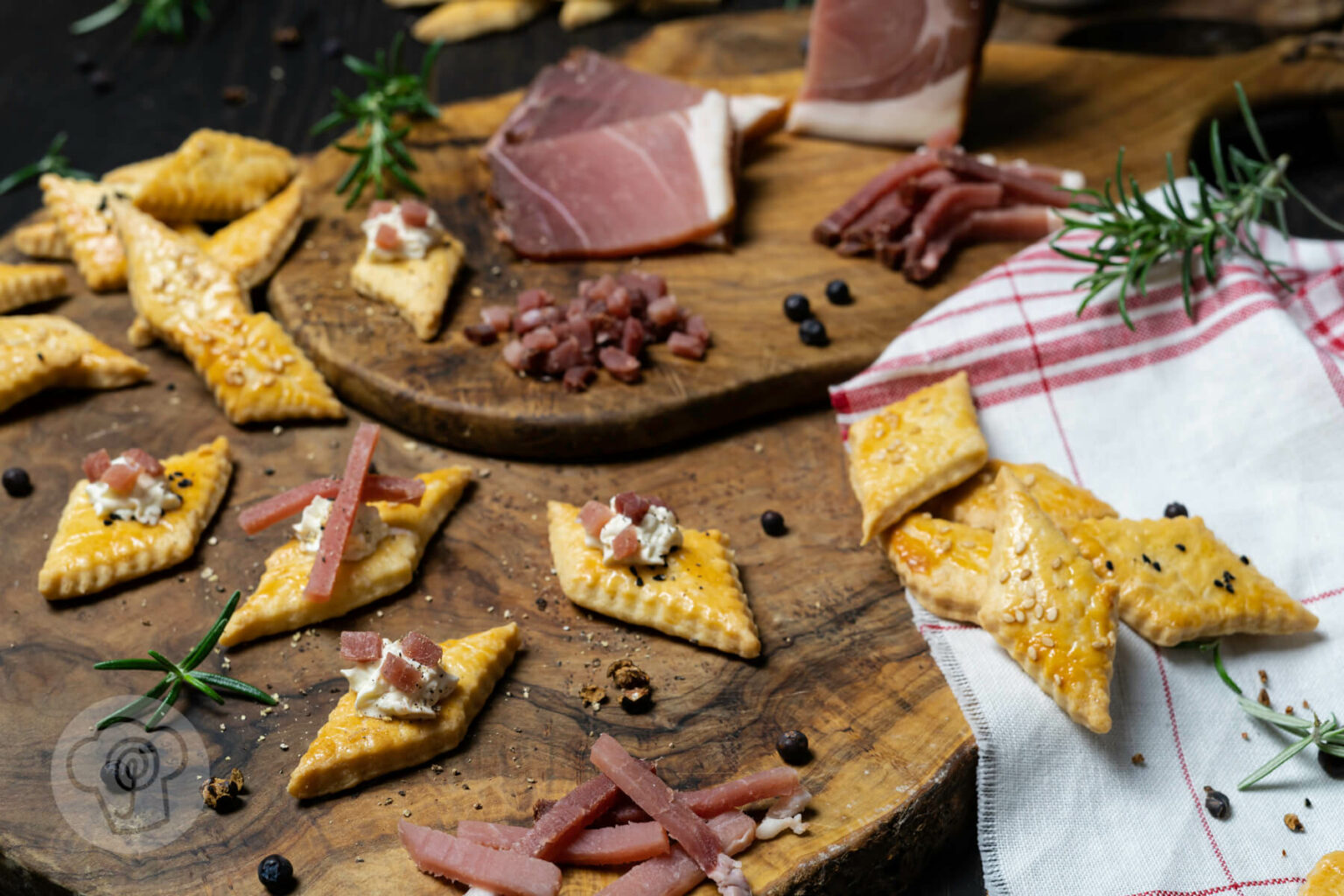 Cracker mit Schwarzwälder Schinken - Küchentraum & Purzelbaum